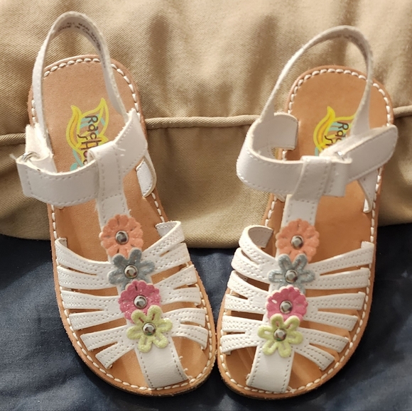 Rachel Shoes | Shoes | Girls Rachel Shoes White Sandals With Flowers ...